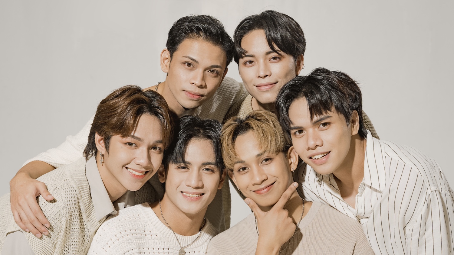 P-Pop group PLUUS is back with a single, “Missing You” - Annyeong Oppa