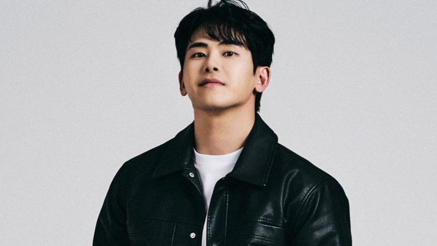 Hoya signs exclusive contract with RISE Entertainment - Annyeong Oppa